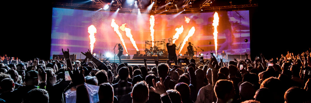 Disturbed, Three Days Grace On Fire In Philadelphia - The Rock Revival