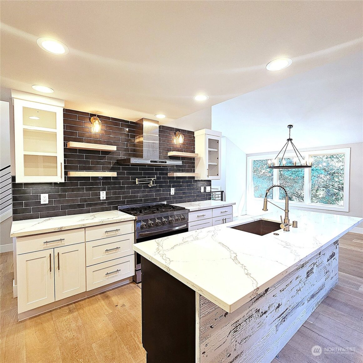 Dave Grohl’s Former House in Seattle is For Sale