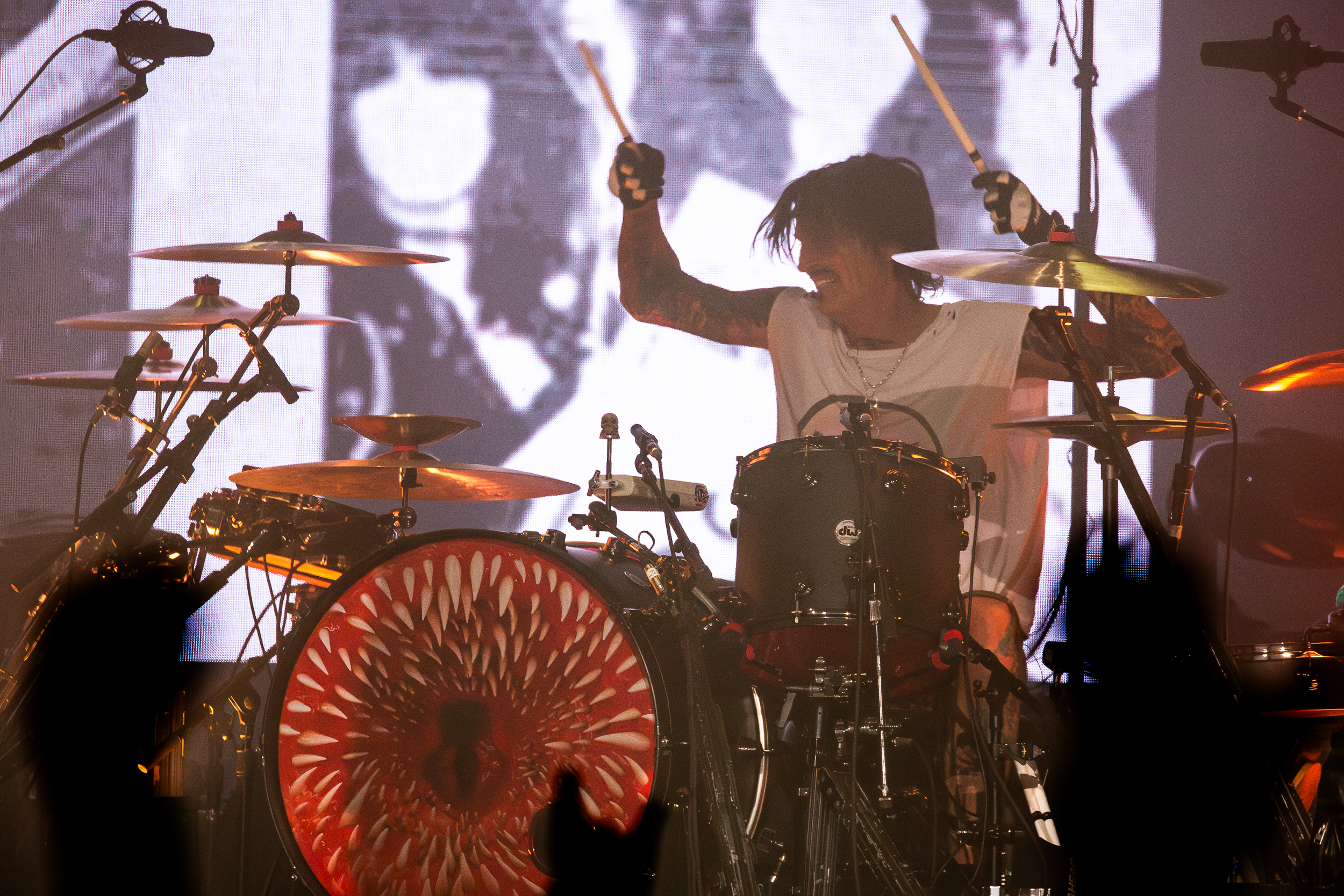 Review + Photos: Mötley Crüe Return to Hard Rock Atlantic City to Kick ...