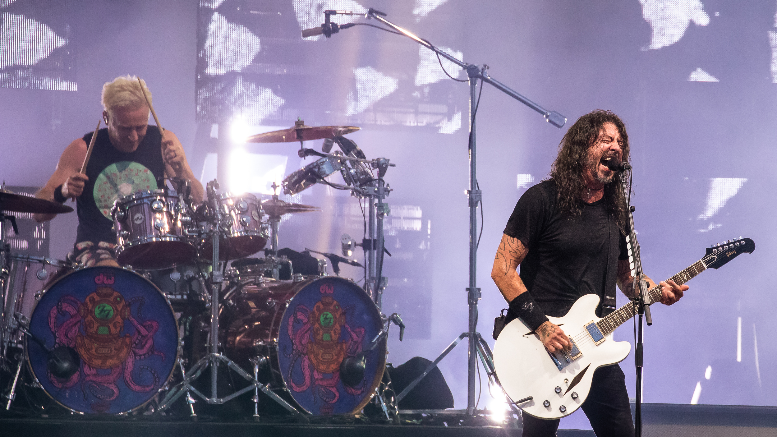 Review + Photos: Foo Fighters in Spectacular Form at Sold-Out Hershey Show