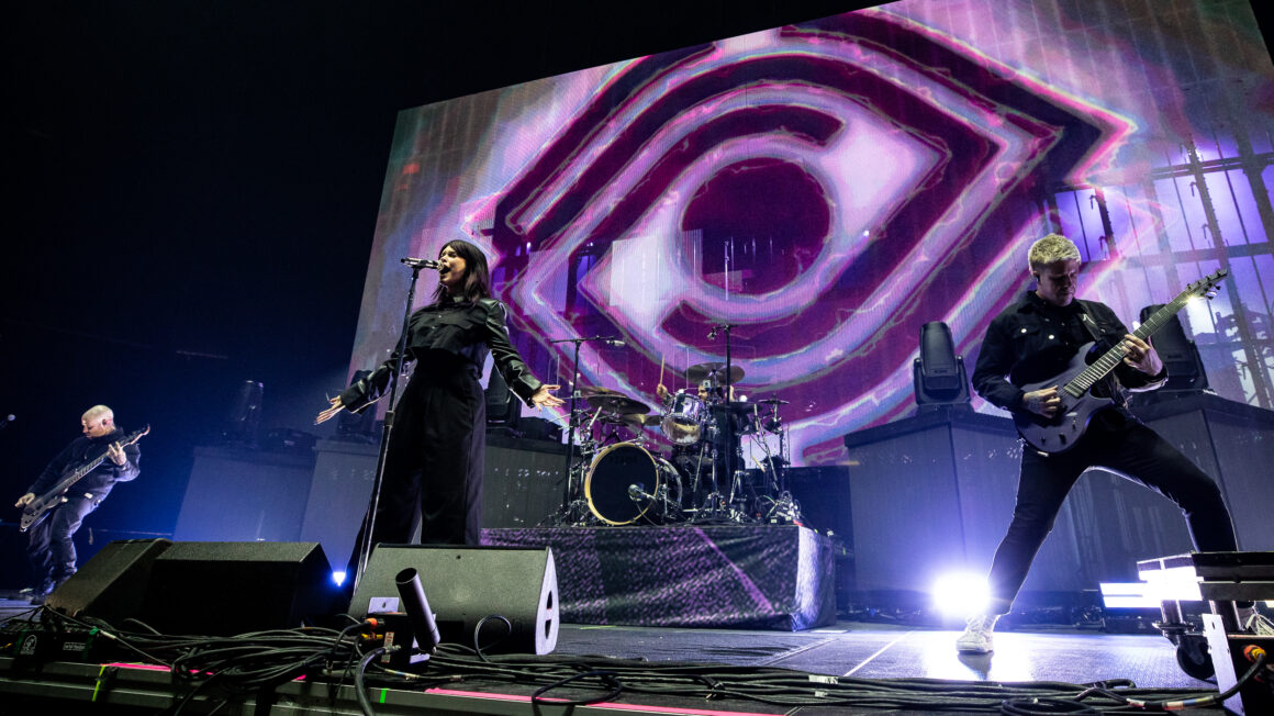 Spiritbox Announce 2025 North American Tour with Loathe, Dying Wish ...