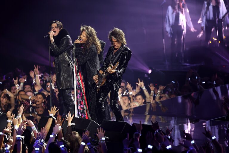 WATCH: Steven Tyler and Slash Join Joe Perry On Stage in Los Angeles