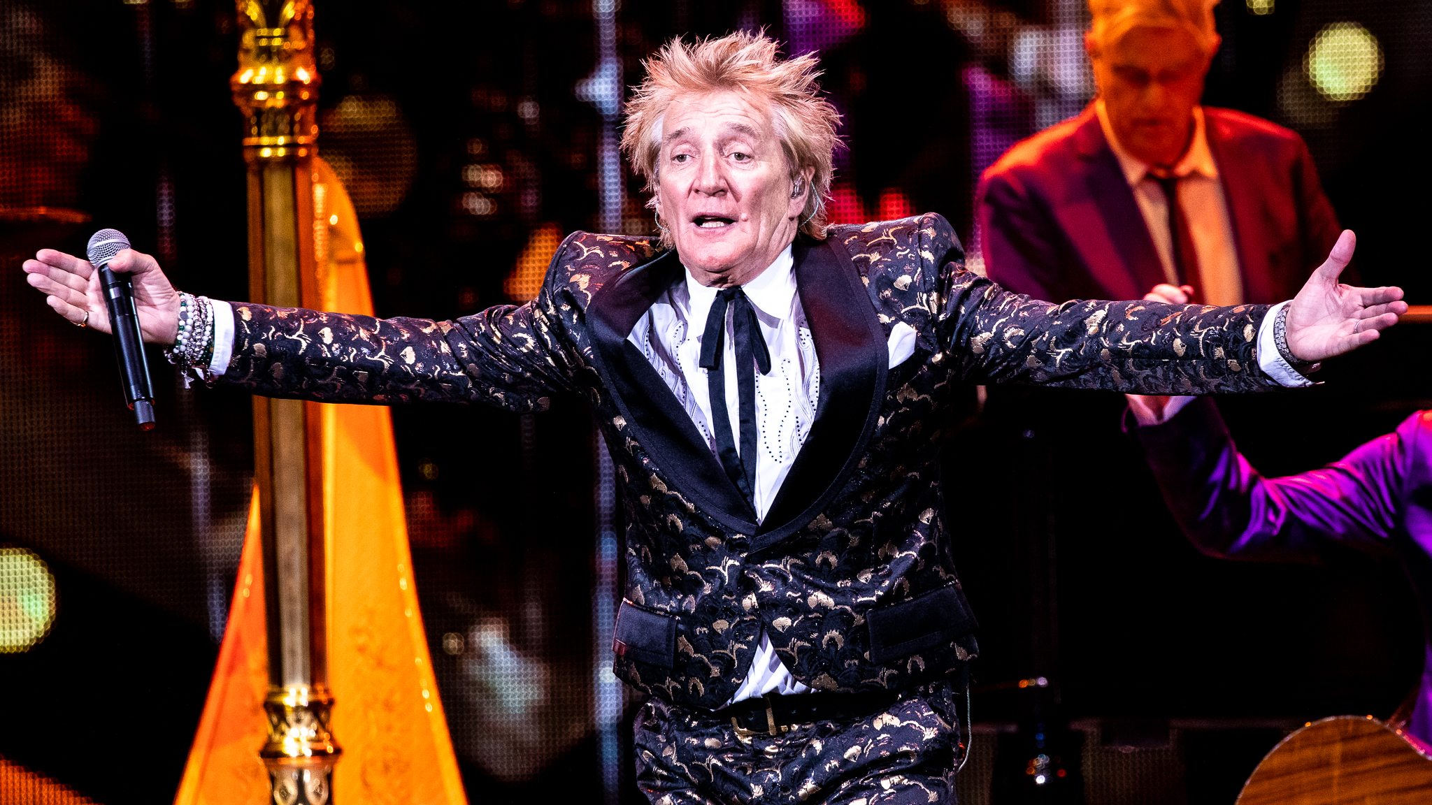 Rod Stewart Adds 2026 Dates to One Last Time Farewell Tour